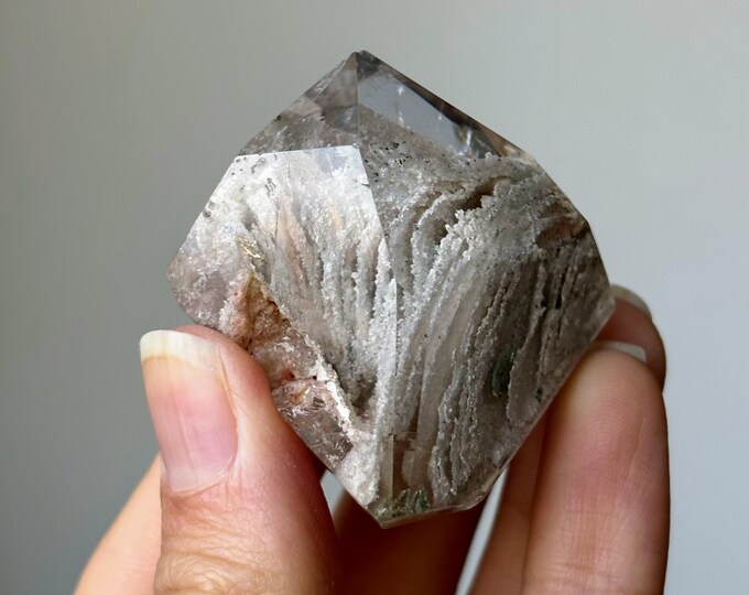 1000 Layers Phantom Quartz / White Chlorite Included Layer Quartz ...