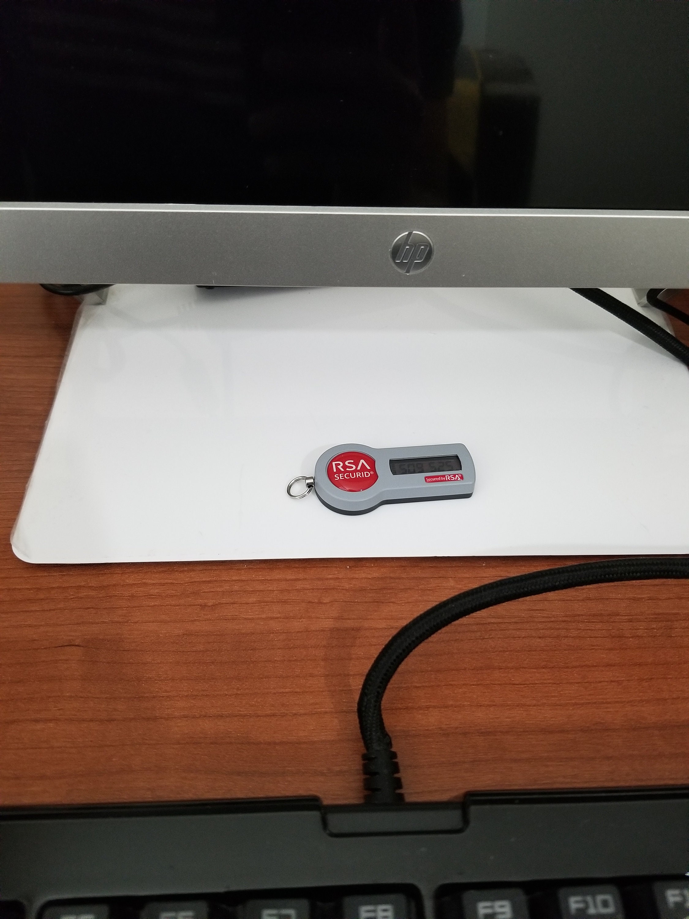 Desktop RSA holder: Low profile token holder; keep your workspace neat ...