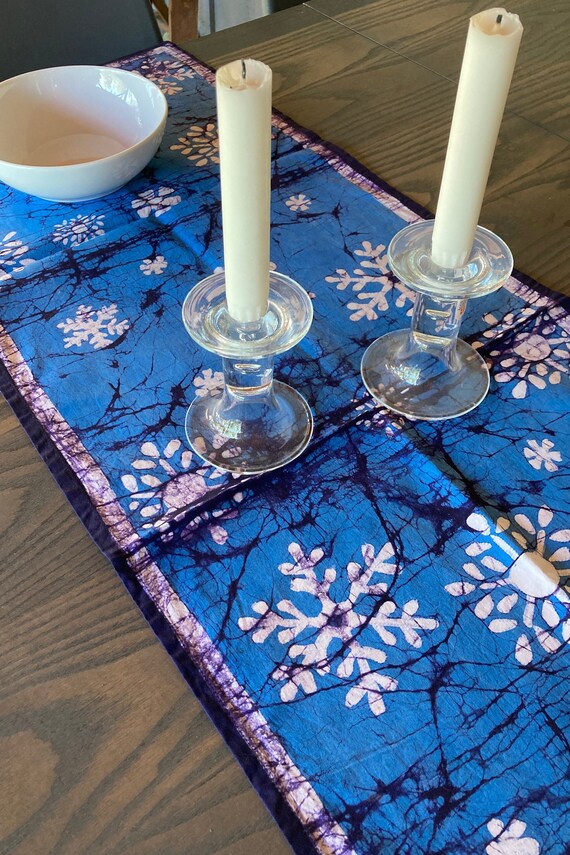Snowflake table runner store