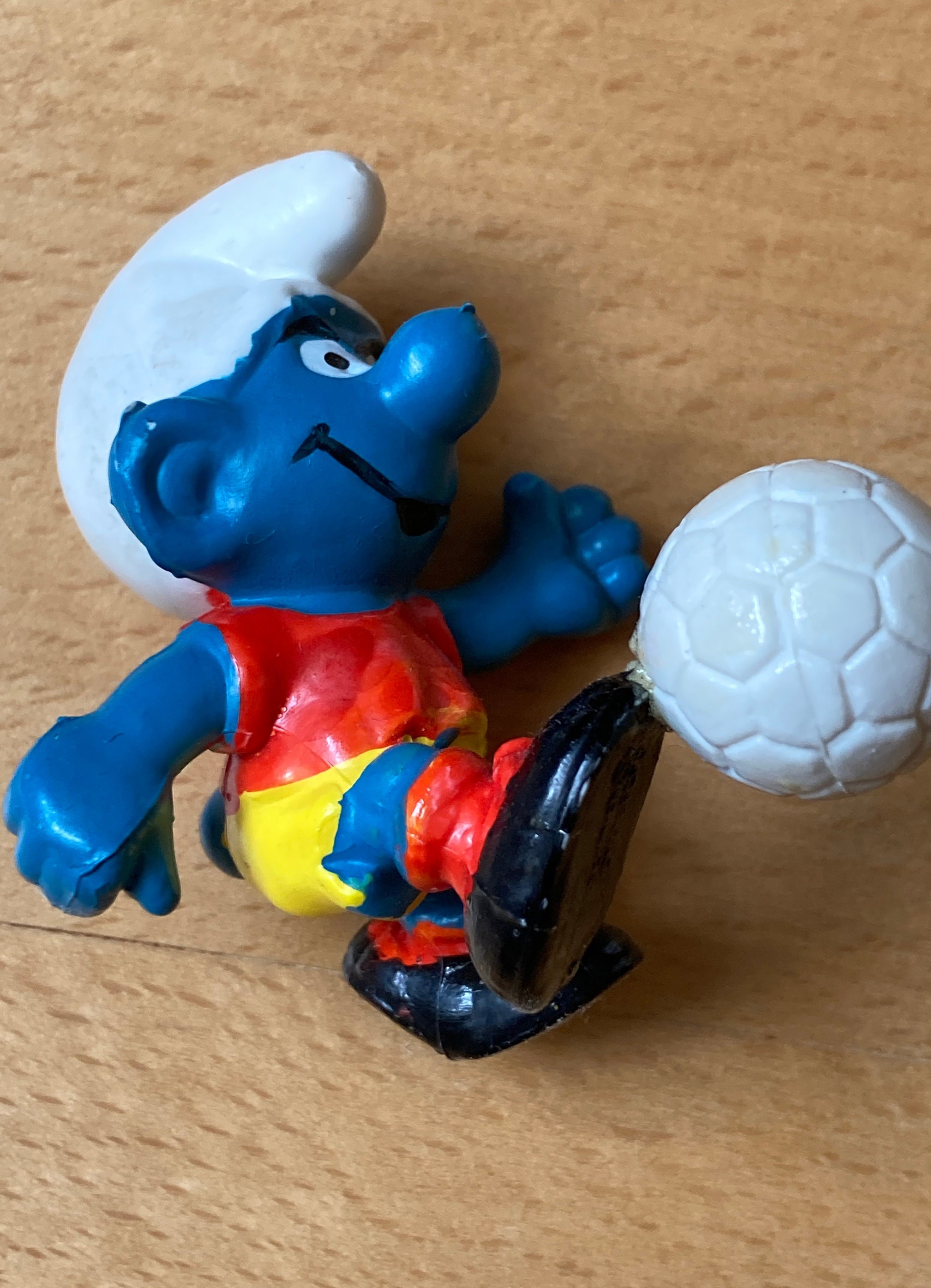 Smurf Soccer Player, Football Player, Vintage Peyo Schleich, Cake ...