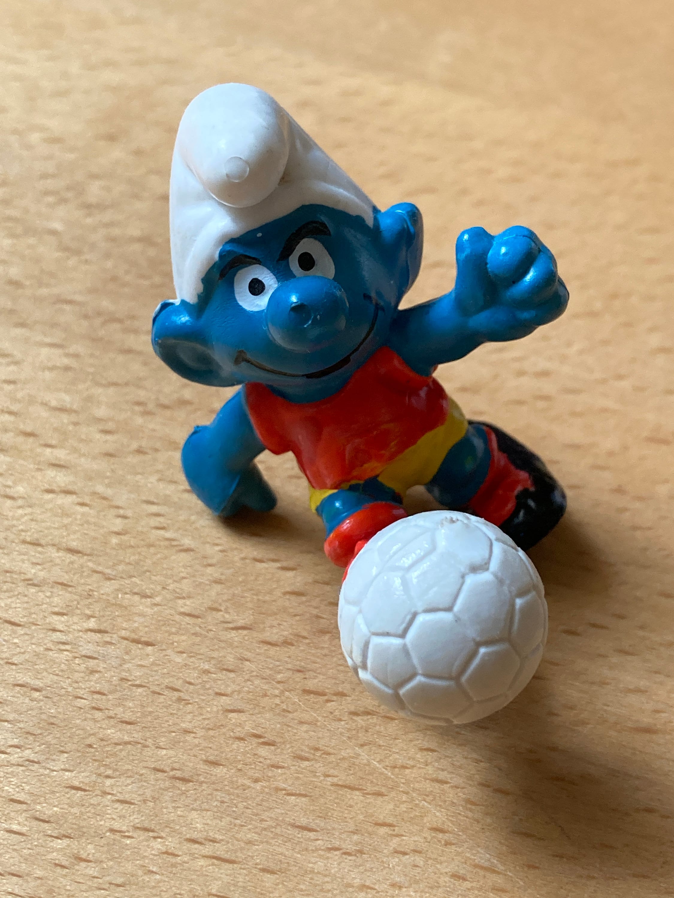 Smurf Soccer Player, Football Player, Vintage Peyo Schleich, Cake ...
