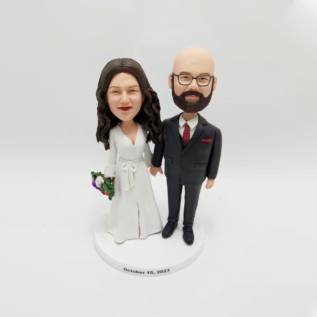 Custom Anniversary Couple Bobblehead, Personalized Lover Statue ...