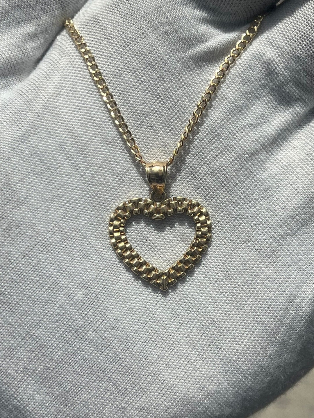 10k Yellow Gold Heart Shaped Rolex Style Pendant W/ Cuban Link Chain ...