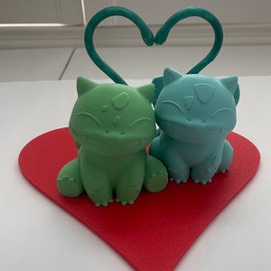 Lovey Dovey Bulbasaur & Ivysaur Cake Topper: Valentine Wedding Decor - Etsy