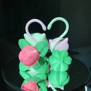 Lovey Dovey Bulbasaur & Ivysaur Cake Topper: Valentine Wedding Decor - Etsy