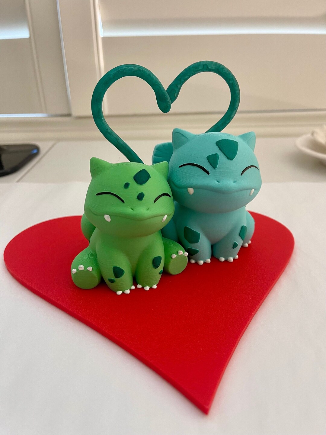 Lovey Dovey Bulbasaur & Ivysaur Cake Topper: Valentine Wedding Decor - Etsy