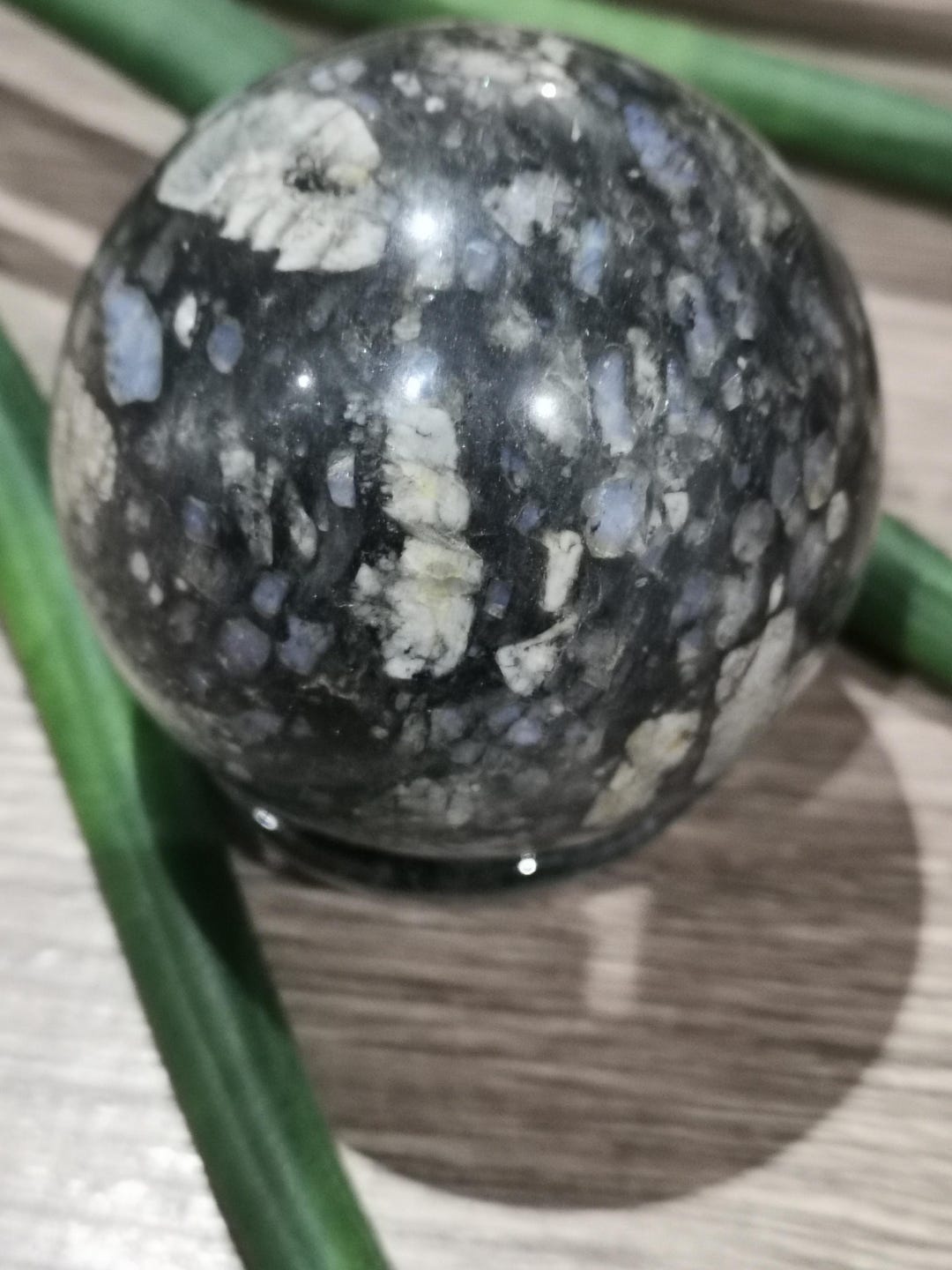 Que Sera Llanite / Vulcanite, Sphere Natural Stone 315 Gr / Diam 60 Mm ...