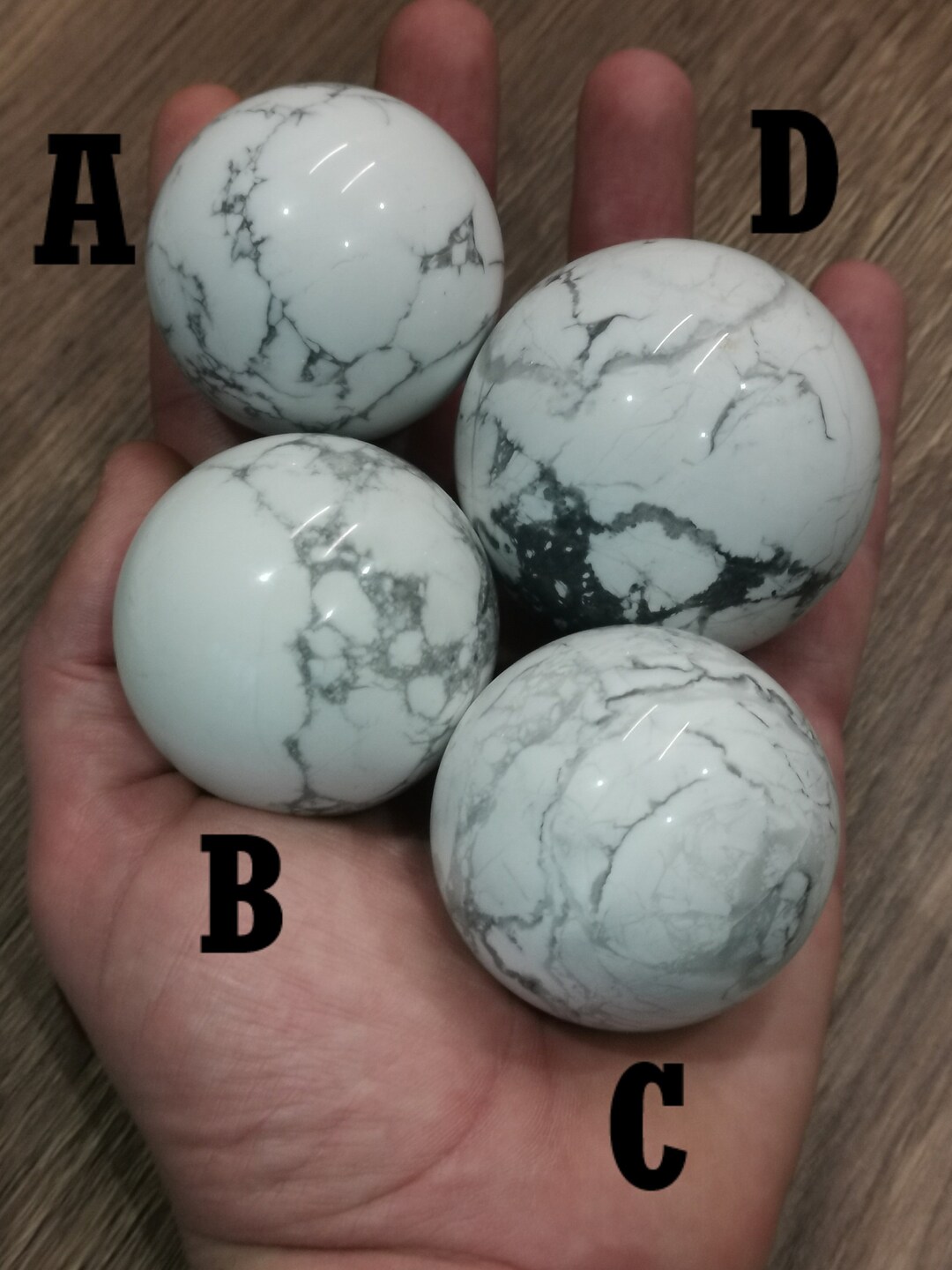 Howlite Natural Stone From the USA Collectible Sphere / Lithotherapy OF ...