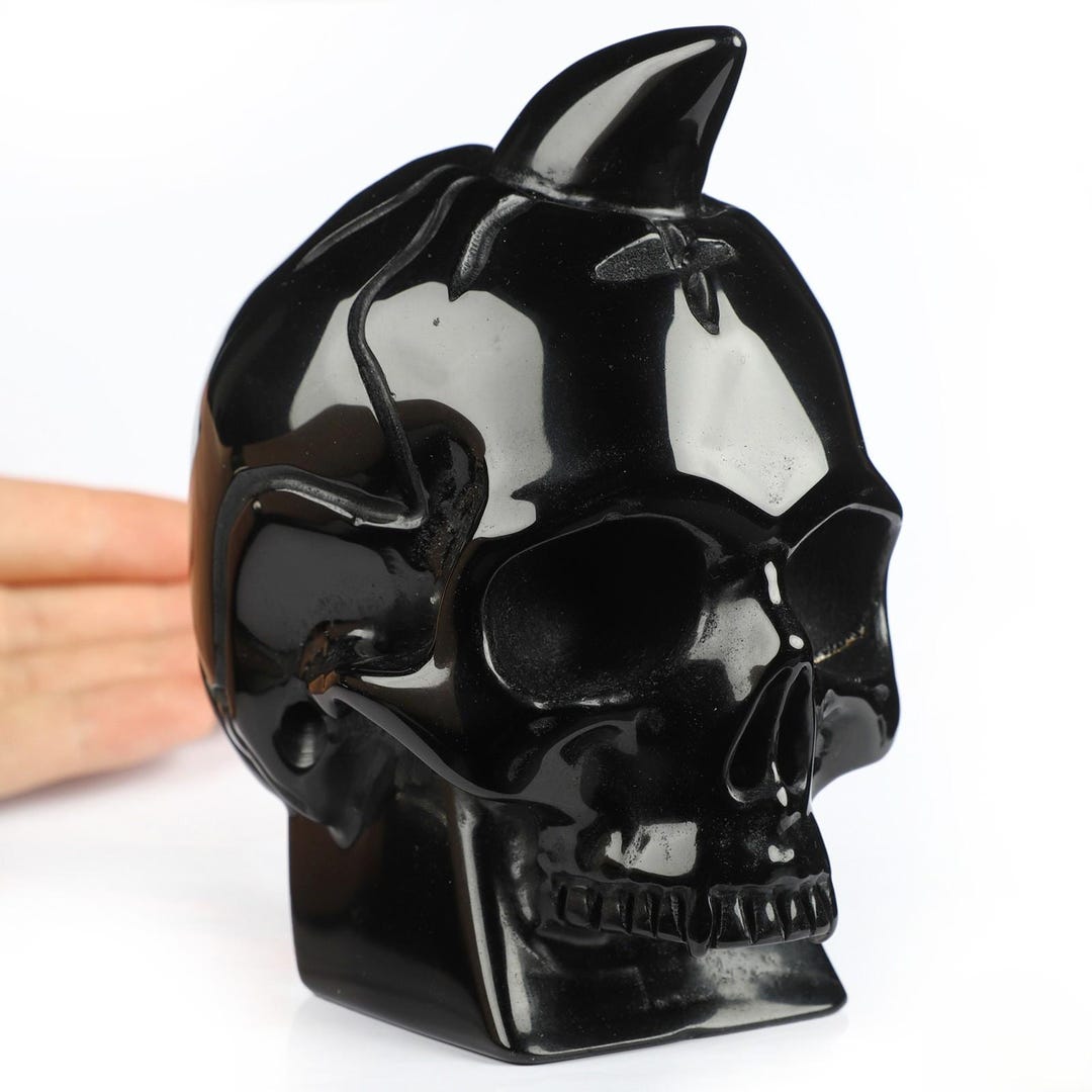 5" Black Obsidian Collectible Sculpture, USA -> Skull With Central Horn ...