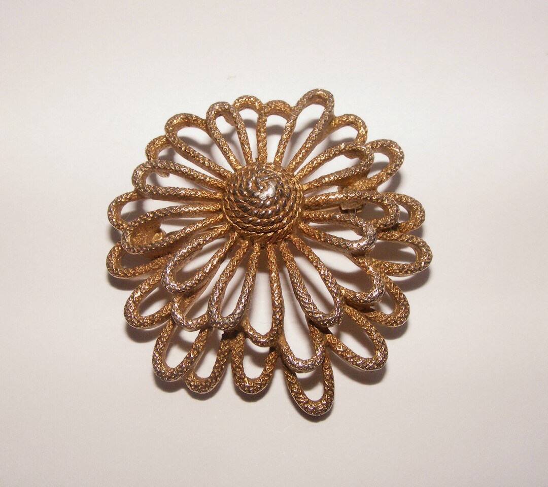 Vintage Sarah Coventry Flower Brooch - Etsy
