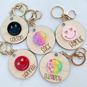 Smiley Face Keychain SVG | Smiley Bag Tag SVG | Retro Keychain | Smile ...