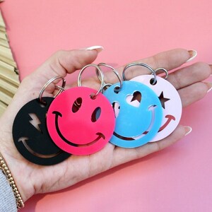 Smiley Face Keychain SVG Smiley Bag Tag SVG Retro Keychain - Etsy