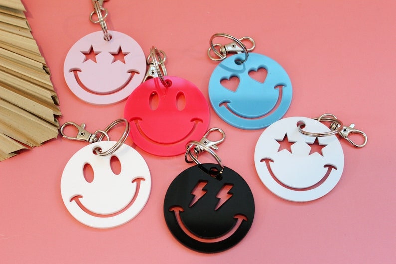 Smiley Face Keychain SVG Smiley Bag Tag SVG Retro Keychain - Etsy