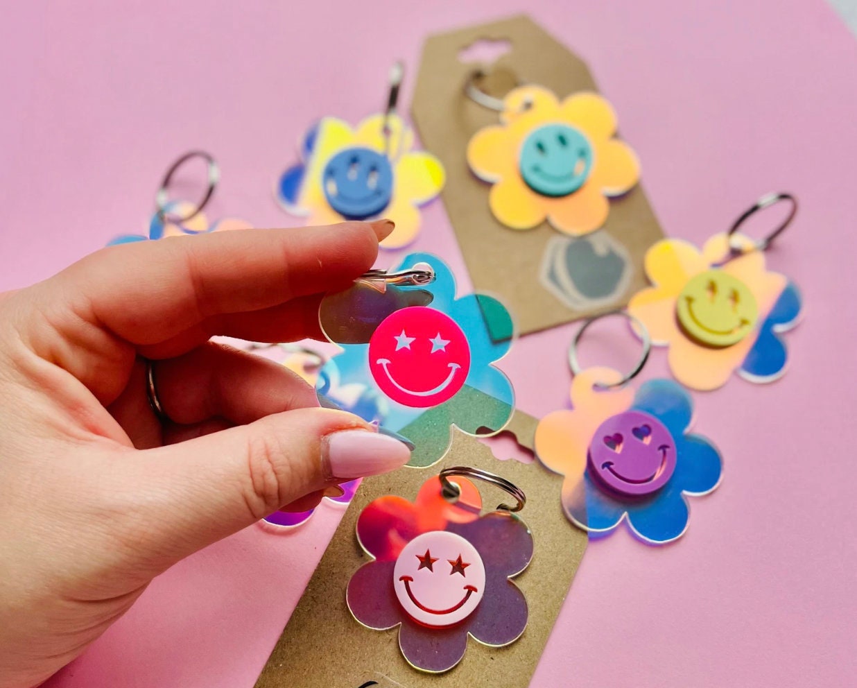 Retro Daisy Smiley Face Keychain SVG: Flower Power (digital Download ...