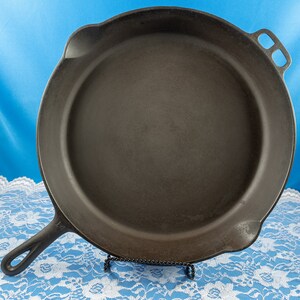 No. 14 Wagner Pie Logo Cast Iron Skillet, P/N 1064, Wagner Ware Sidney ...