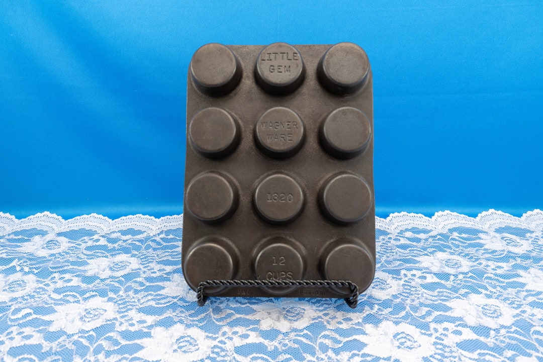Wagner Ware Little Gem Pan, 12 Cups, Cast Iron Tiny Muffin Pan, P/N ...
