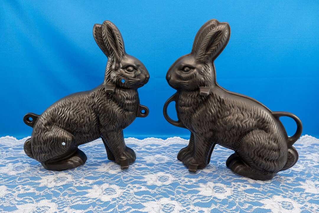 Griswold Rabbit Mold Cast Iron, 2 Piece, Rabbit Easter Cake Mold, P/N ...
