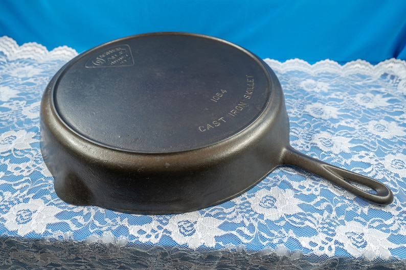 No. 14 Wagner Pie Logo Cast Iron Skillet, P/N 1064, Wagner Ware Sidney ...