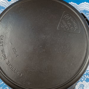 No. 14 Wagner Pie Logo Cast Iron Skillet, P/N 1064, Wagner Ware Sidney ...