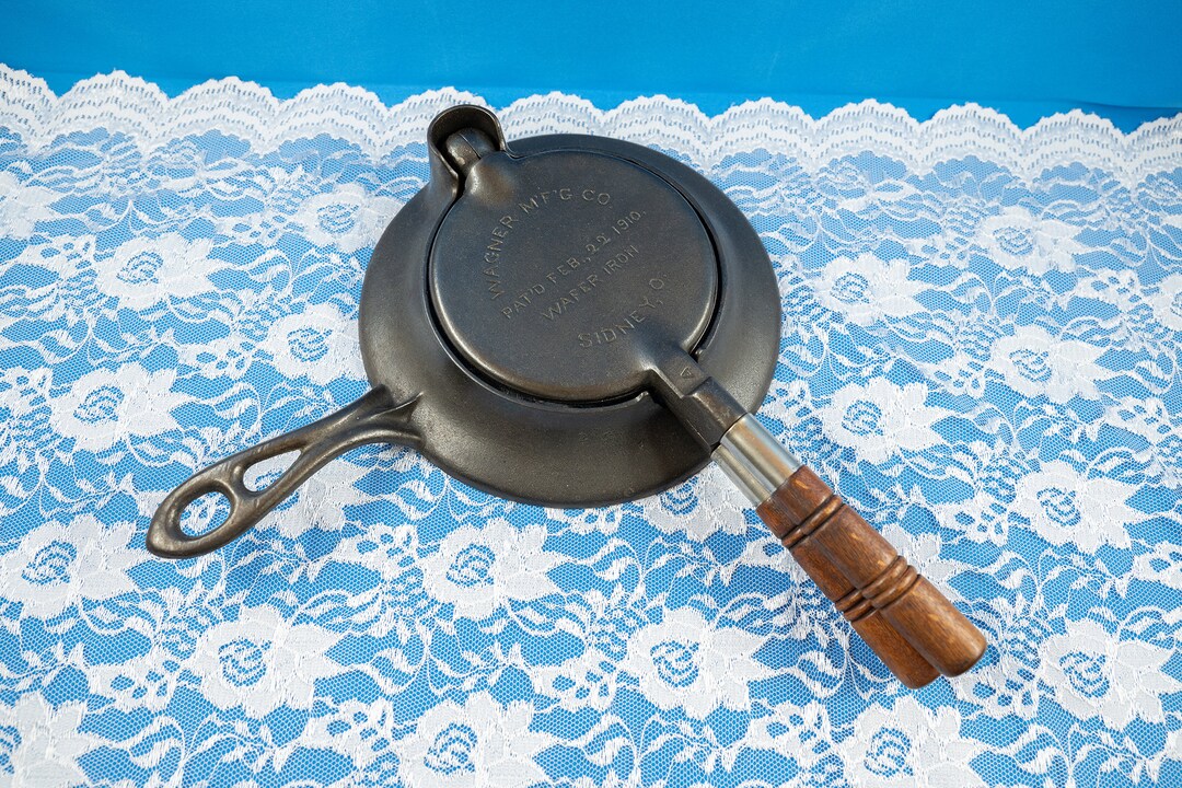 Wagner Wafer Iron Pizzelle Iron Cast Iron Pat'd Feb., 22 1910, Wooden ...