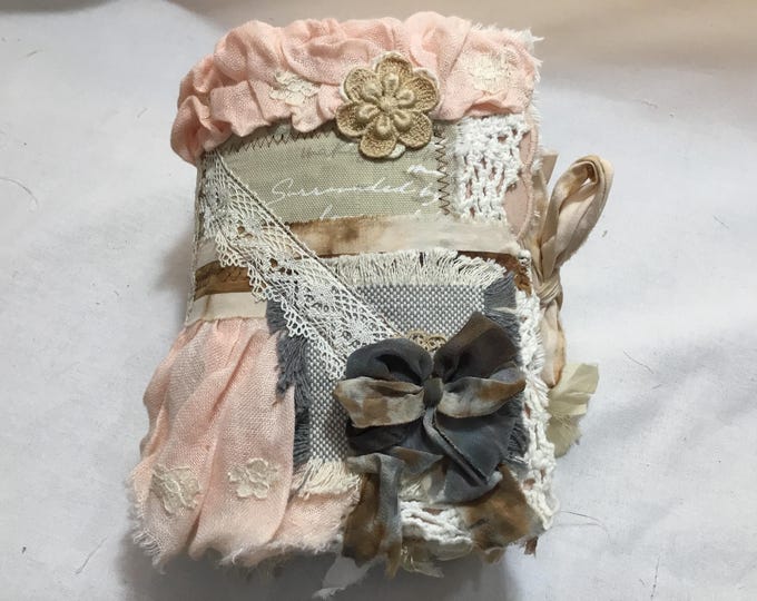 Shabby Chic, Cute Junk Journal. Grungy Vintage Style Junk Journal ...