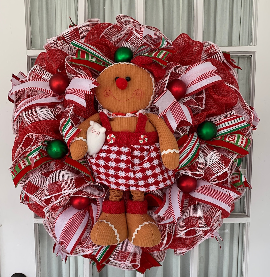 Gingerbread Girl Christmas Wreath Gingerbread Christmas Wreath ...
