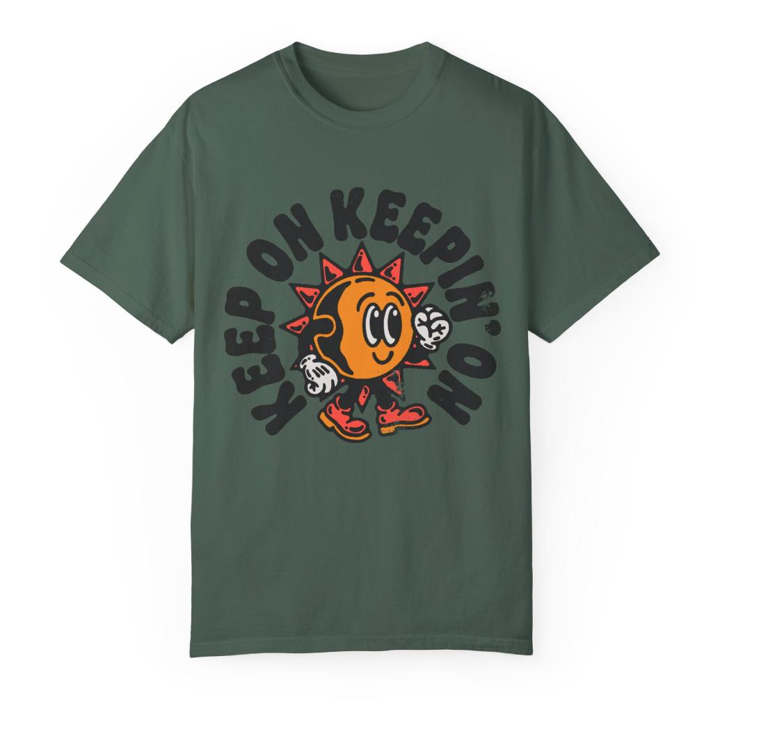 Retro Graphic Tee Vintage Keep on Keepin on T-shirt Women Boho Good ...