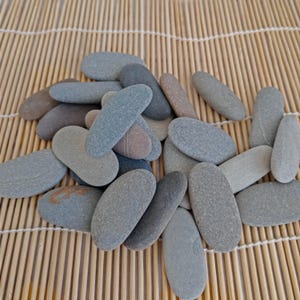 Long Thin Beach Pebbles: 20 DIY Craft Stones (5-7 Cm) (1.9-2.7 Inch) - Etsy