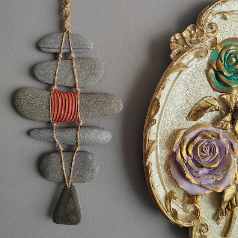 Rock Wall Hanging, Genuine Leather Wrapped 15-27 Cm Beach Stone Wall ...