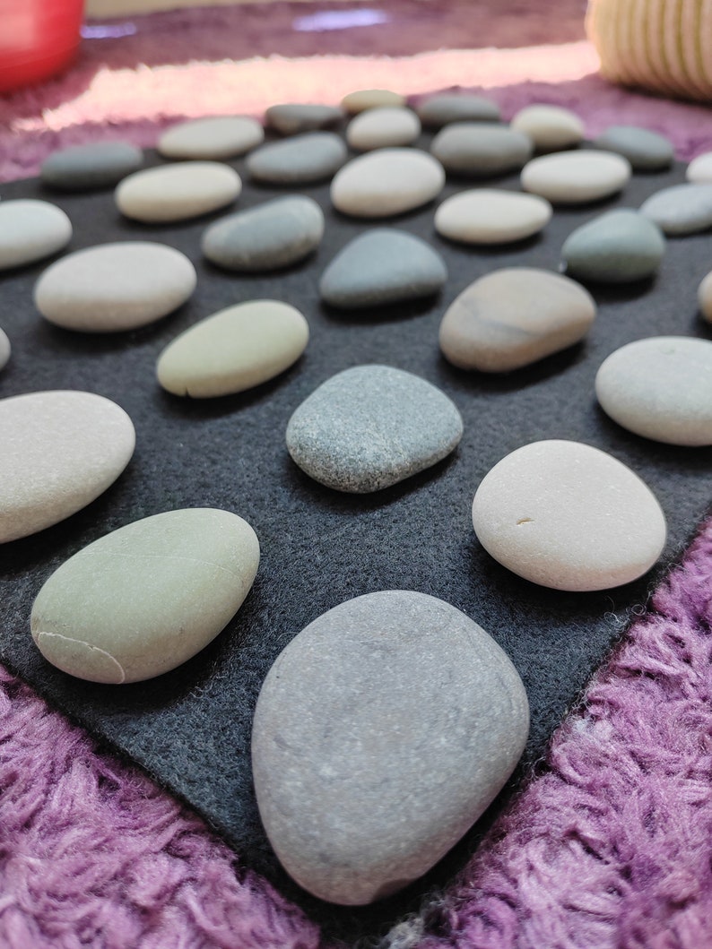 Pebble Foot Massage Mat: Reflexology Relaxation Tool (30-39 Cm) - Etsy