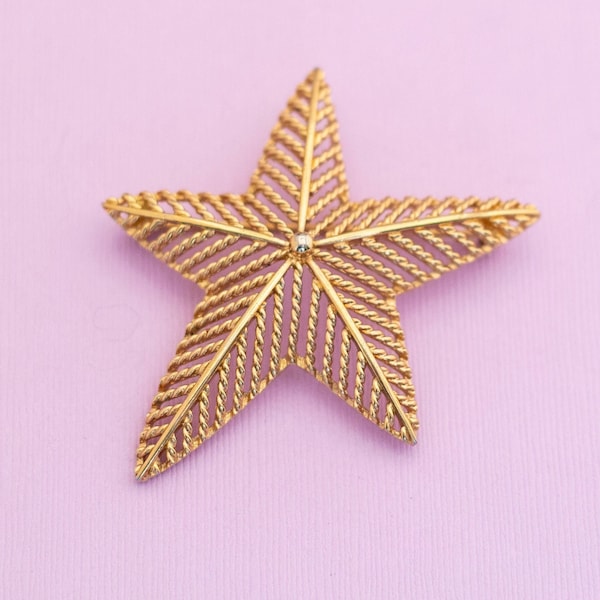 Star Art Brooch - Etsy