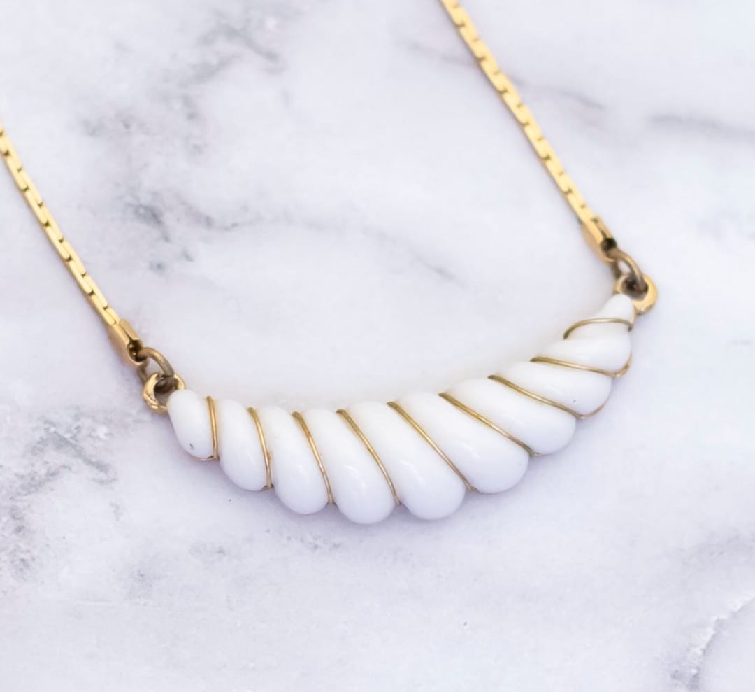 18 Inch, Vintage White Faux Shell Twist Shape Gold Tone Necklace by ...