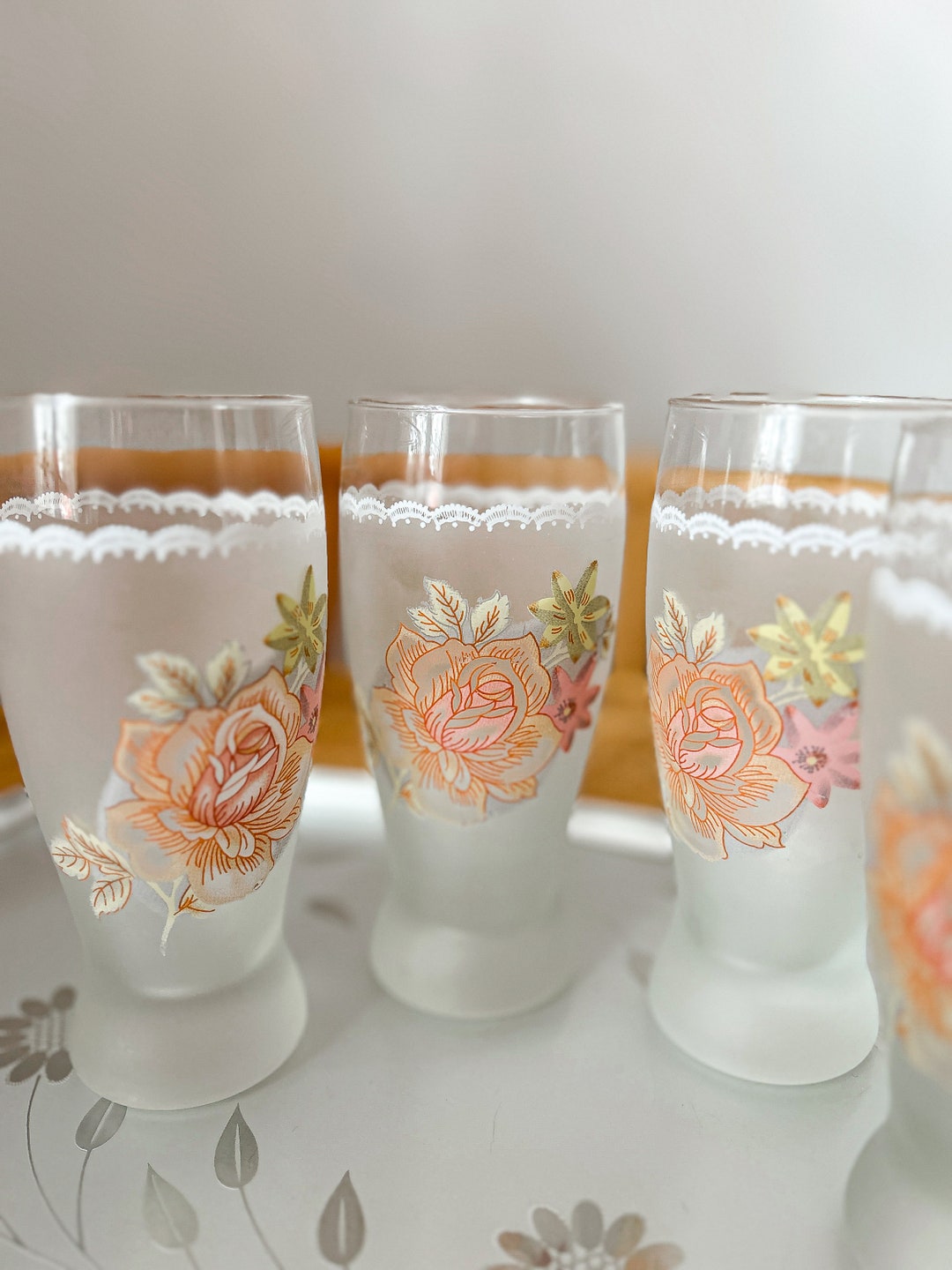 Vintage Set of 4 Etched Drinking Glasses With Floral and Lace Motif ...
