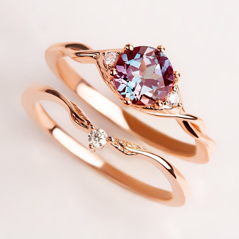 Unique Wedding Ring Set - Etsy