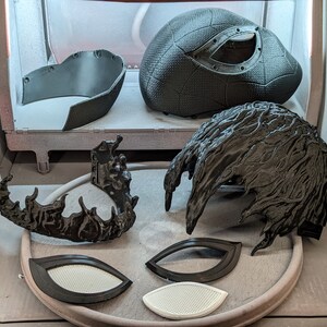 Spiderman Becoming Venom DIY Kit Life-size Scale Collectable/cosplay - Etsy