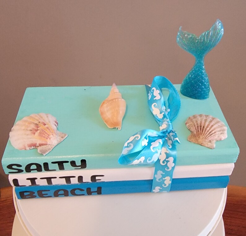 Beach Summer Seashell Mini Book Stack - Etsy