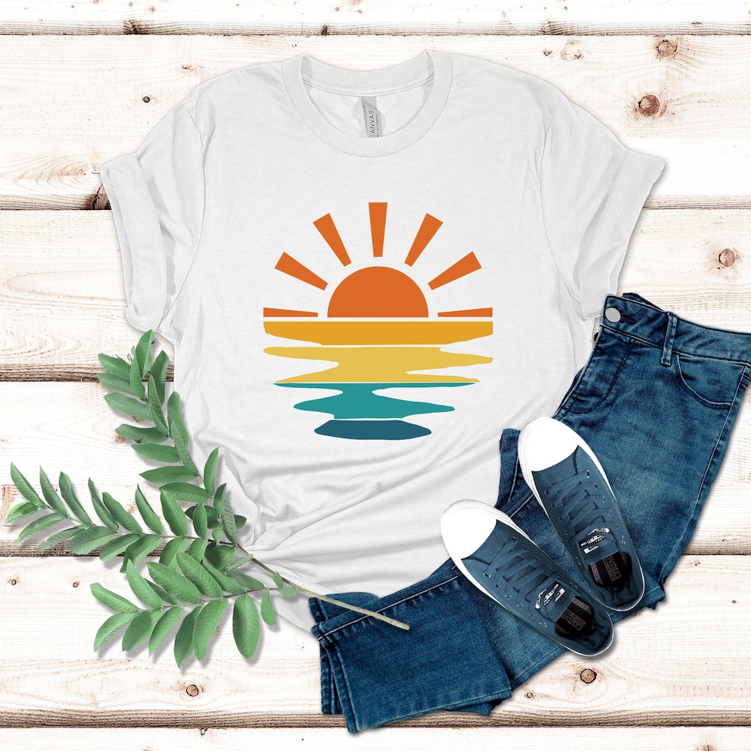 Retro Sunset Rays Wavy Shirt, Vintage Shirt, Retro Sunshine Shirt, Sun ...