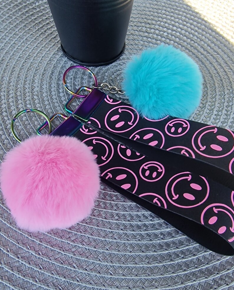 Preppy Bow Boho Smiley Keychain Lanyard, Pink Wrist Keychain Lanyard ...