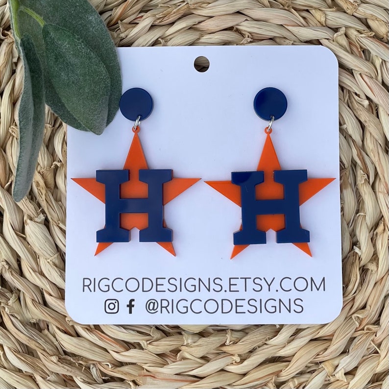 Astros Star H Earrings - Etsy
