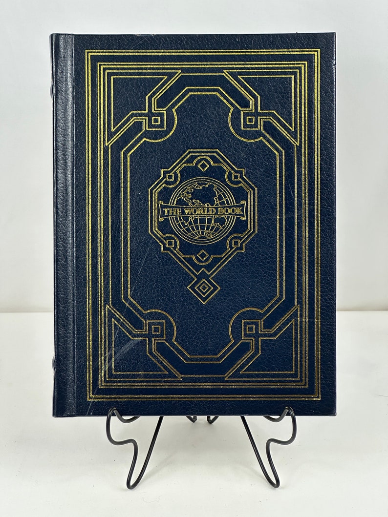 1991 the World Book Encyclopedia Volume 17: S-sn Embossed Blue & Gilt ...