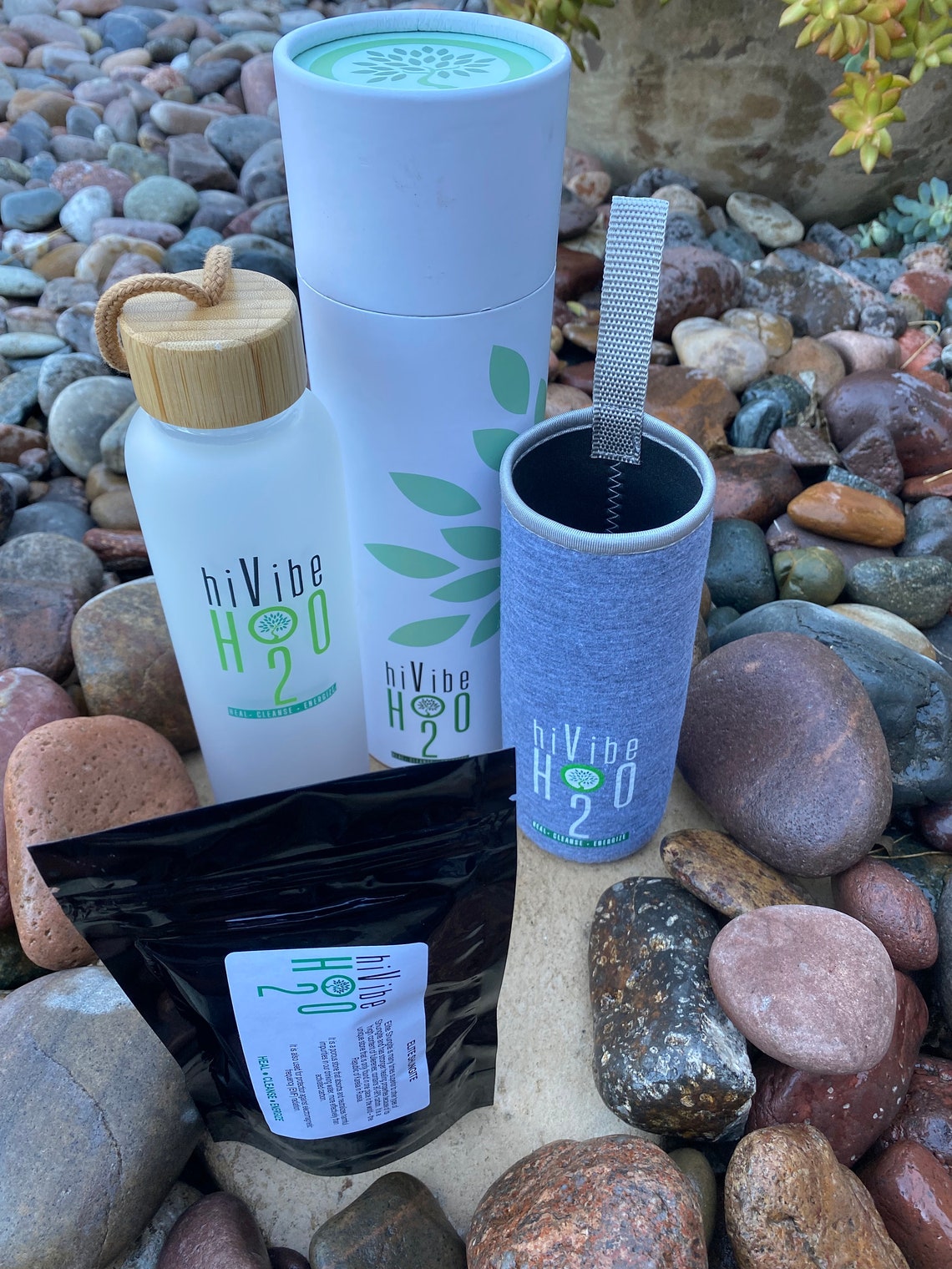 Shungite Water Bottle With 100 Grams of ELITE SHUNGITE - Etsy