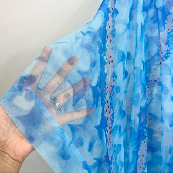 Vintage 60s 70s Linda Lingerie Montreal blue floral c… - Gem