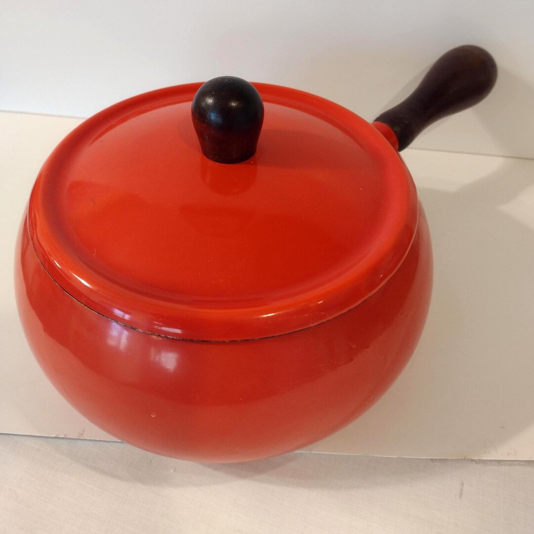 Vintage Enamel Fondue Pot With Lid Color Red, Size 3.5" Tall. - Etsy