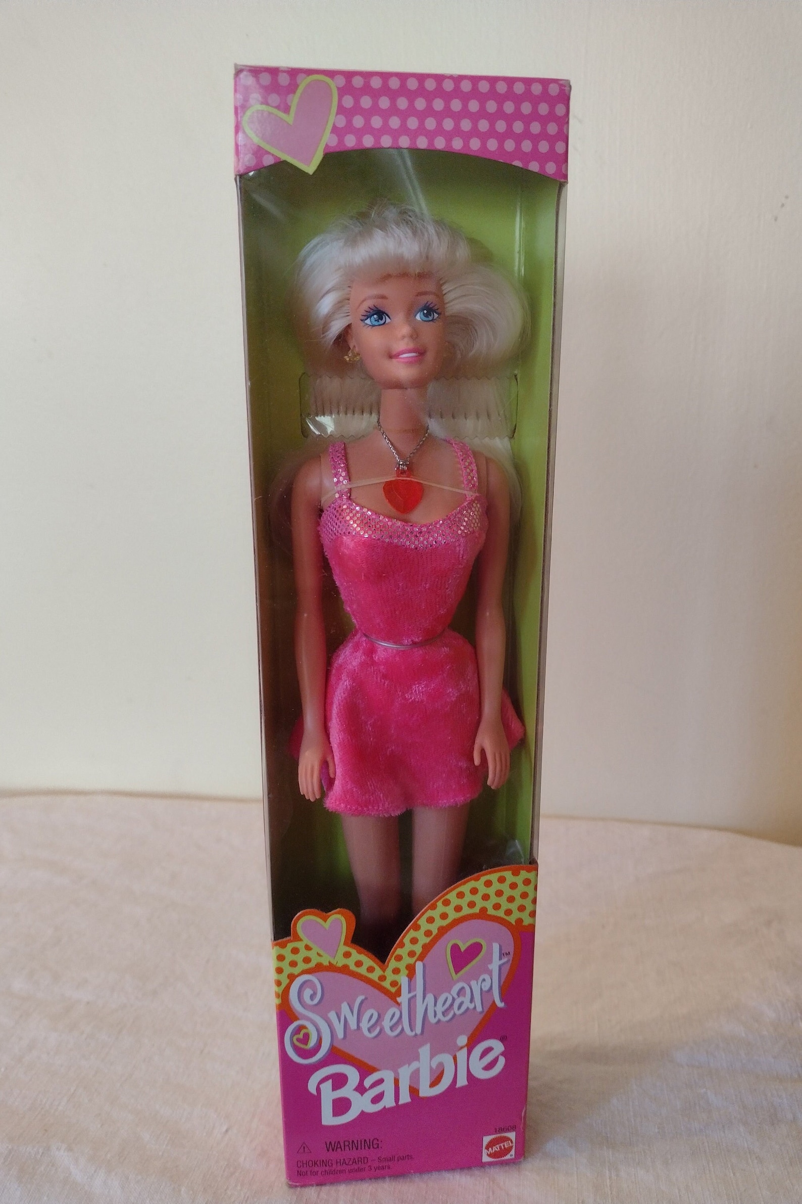 Vintage SWEETHEART BARBIE Doll. Mattel 1997. Dress in Pink. Barbie Wear ...