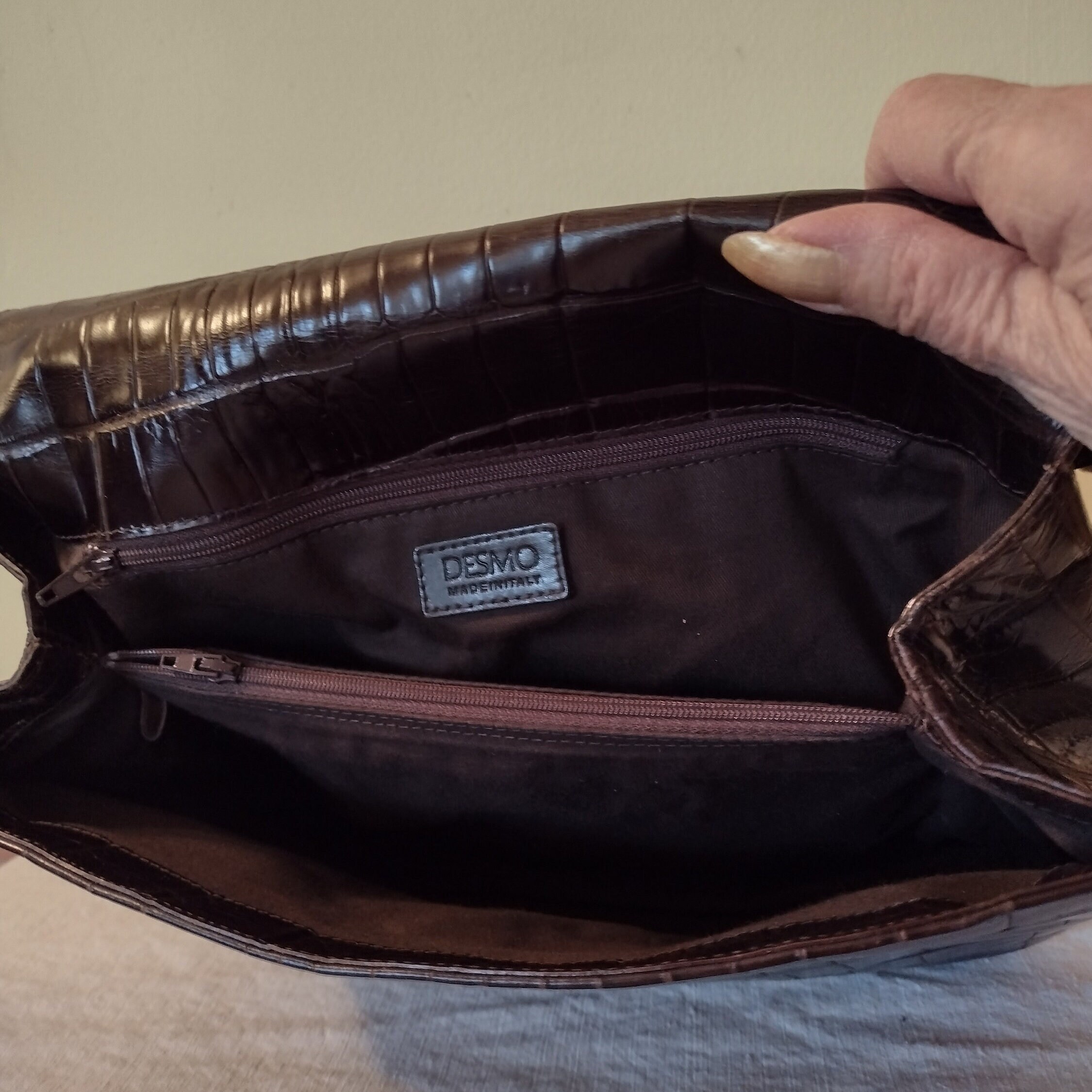 Vintage Desmo Brown Leater Shoulder Purse. Fold Over Flap Snap Closure ...