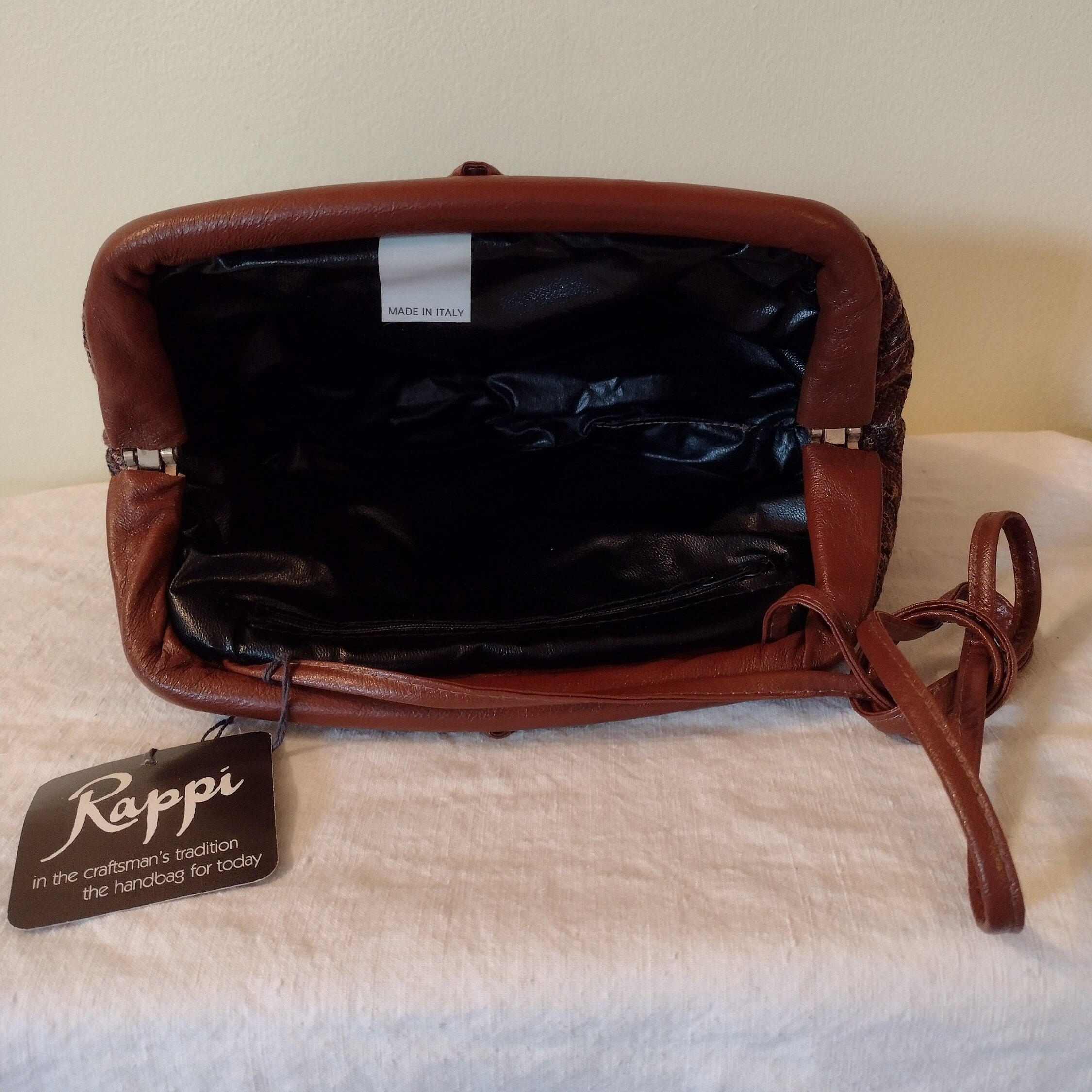 Vintage Oval RAPPI Bag With Leather Black Lining. Size 8.5" TALL, 12 ...