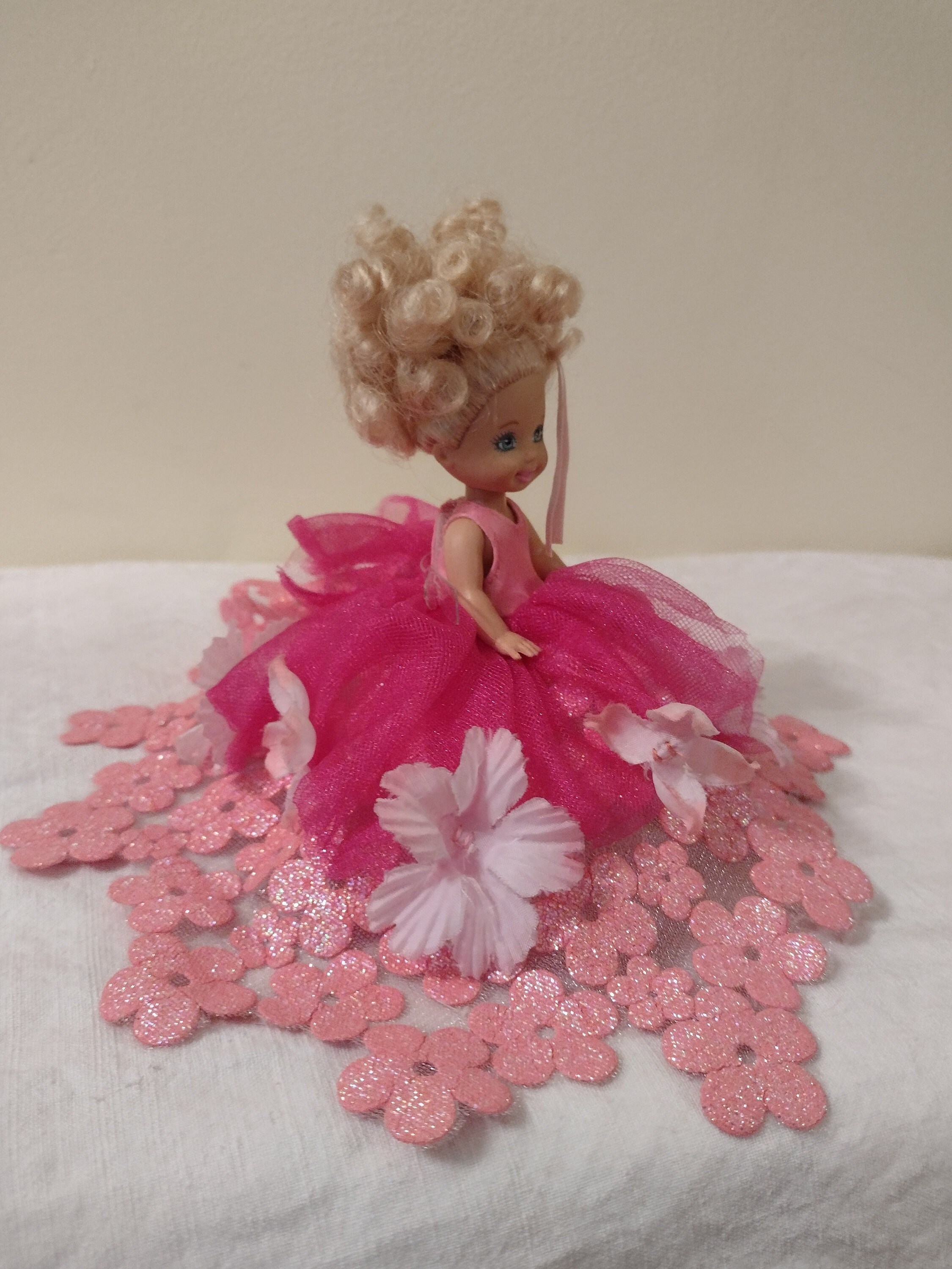 Vintage Barbie Cutest Little Flower Girl Year 1994. Size 7" Tall ...