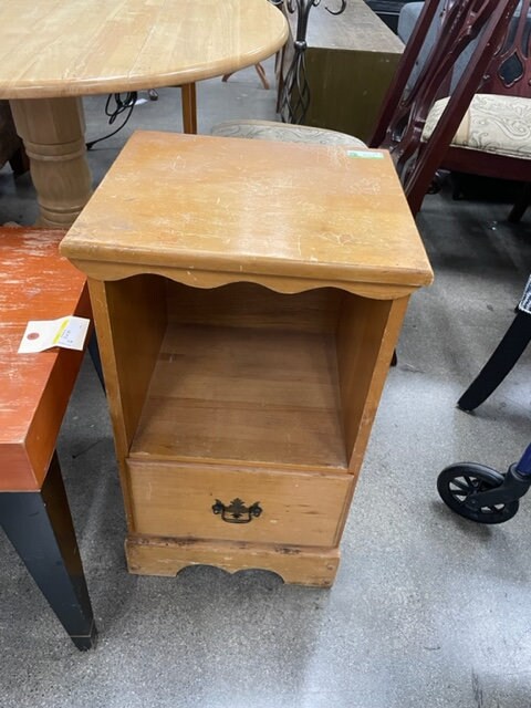 SOLD - Vintage Refurbished Hand Painted Small Table - Etsy