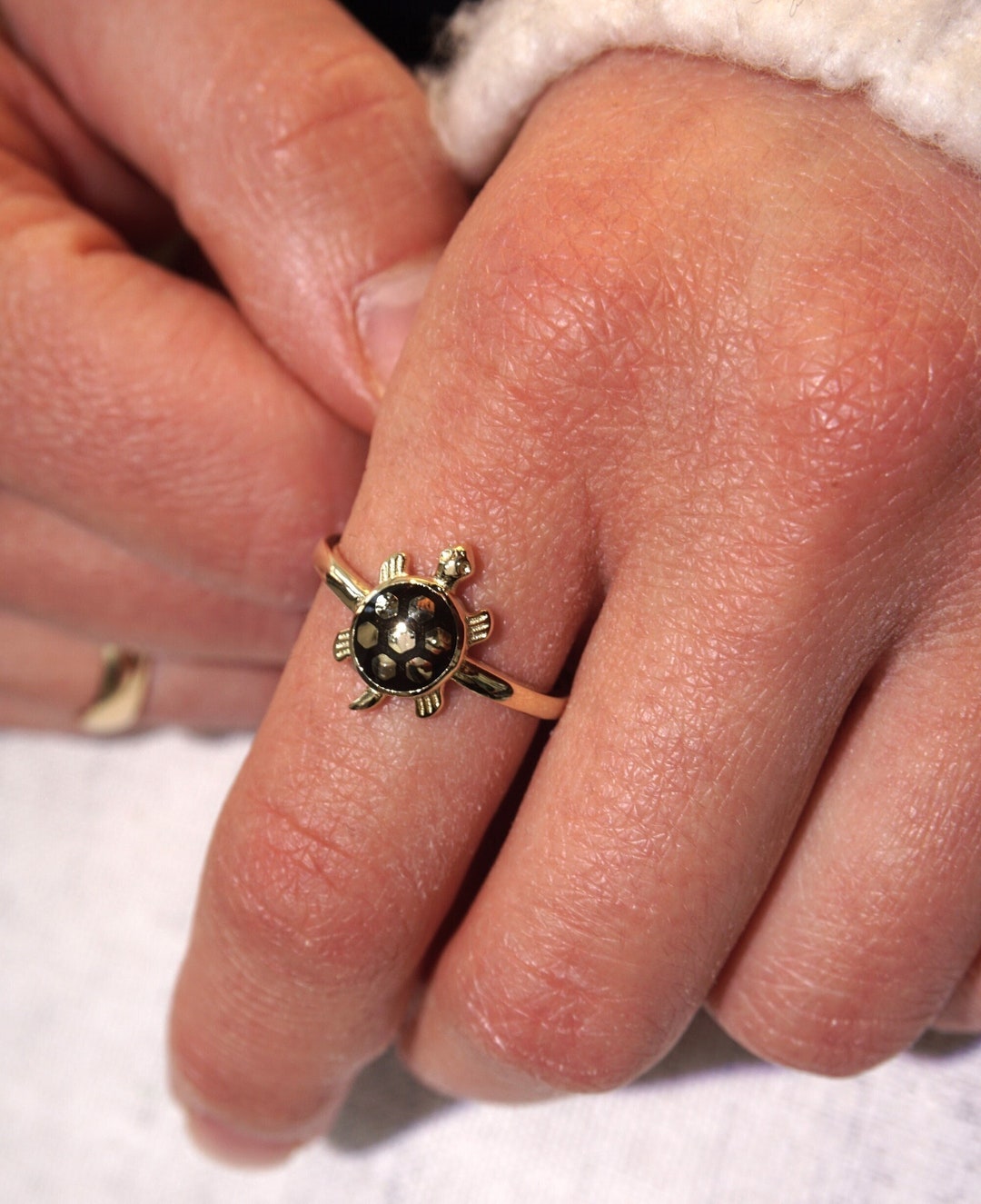 14k Solid Gold Black Enamel Sea Turtle Ring, Gold Tortoise Ring, Gold ...