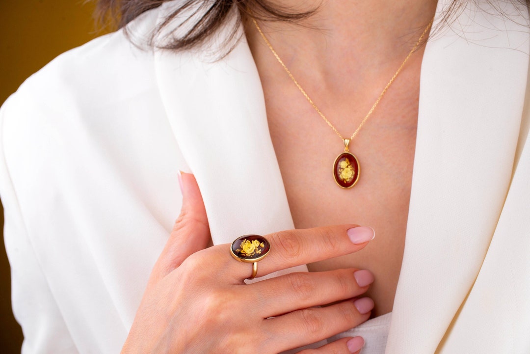 14k Solid Gold Amber Rose Cameo Necklace, Natural Intaglio Oval Pendant ...